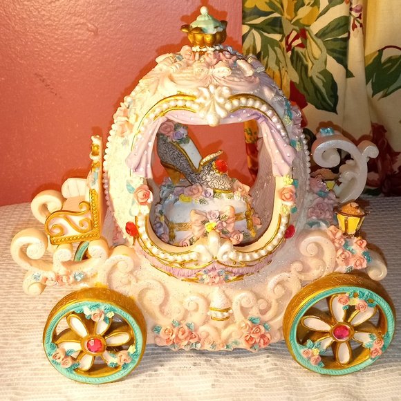SANYO | Accents | Vintage Classic Treasures Cinderellas Carriage Music ...